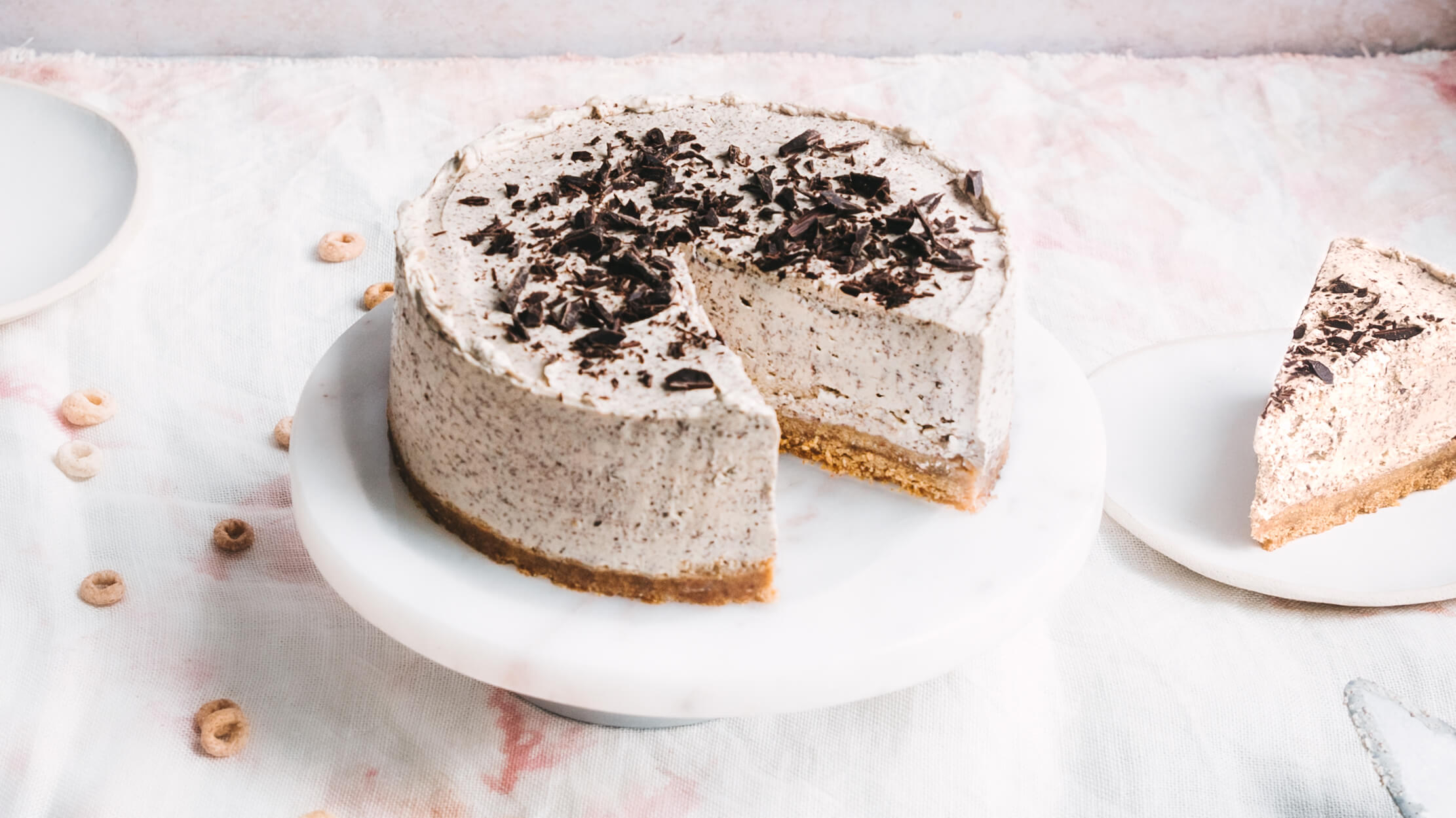 Cheerios® Easter Mocha Cheesecake Recipe | Nestlé Cereals